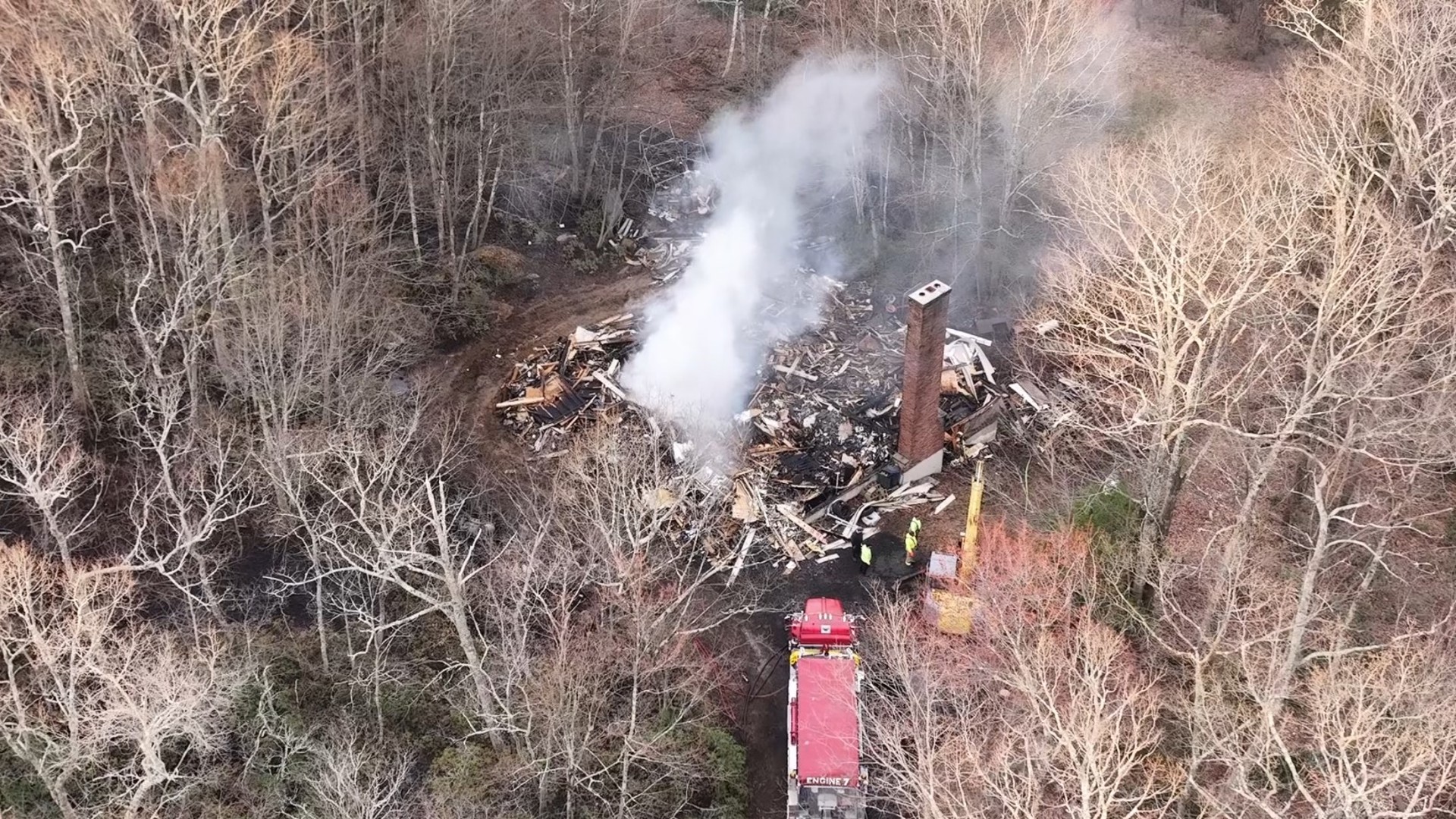Warren house fire consumes home and 1.7 acres of brush | fox61.com