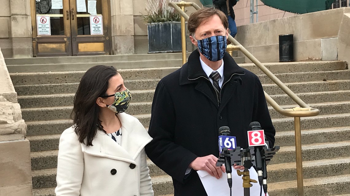 New Haven Mayor Justin Elicker announces bid for re-election | fox61.com