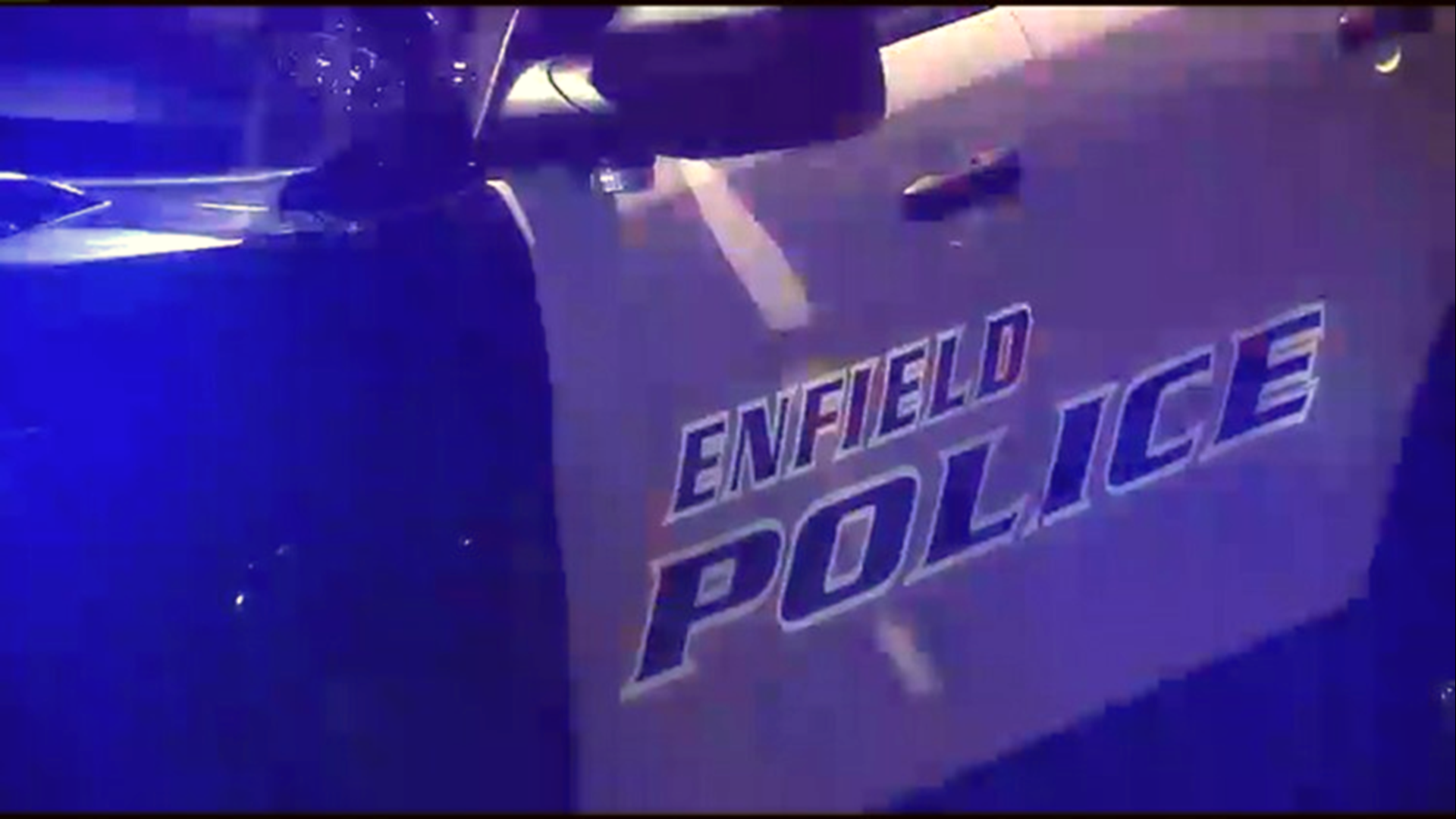 Hunter dies after falling from tree in Enfield, Conn.: Police | fox61.com