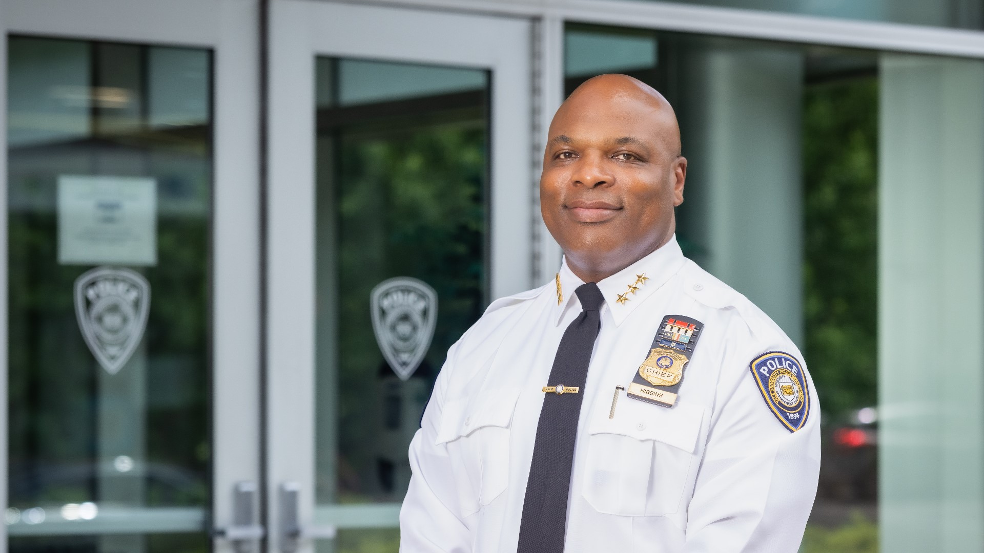 Connecticut police commissioner to retire, deputy stepping down | fox61.com