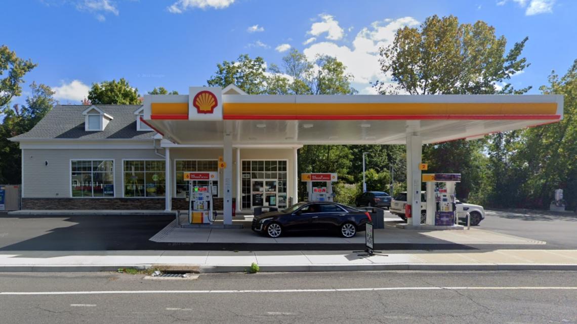 West Haven man arrested for robbing Shell gas station in city | fox61.com
