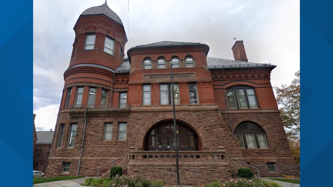 Connecticut high school senior detained by ICE, superintendent reports ...