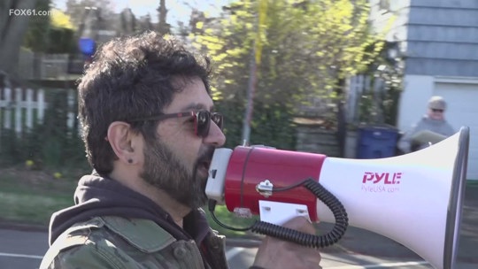 Activists at Tweed New Haven Airport to protest Avelo Airlines ...