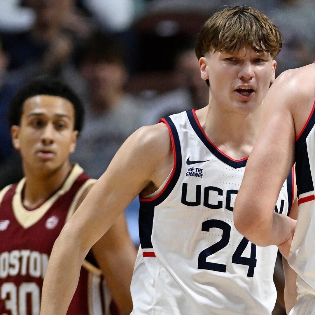 Top UConn freshman Braylon Mullins out 6 weeks with ankle injury ...