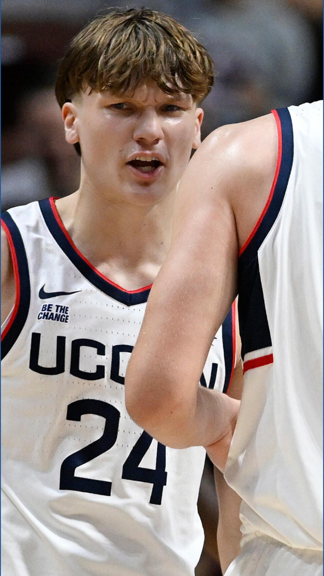 Top UConn freshman Braylon Mullins out 6 weeks with ankle injury ...