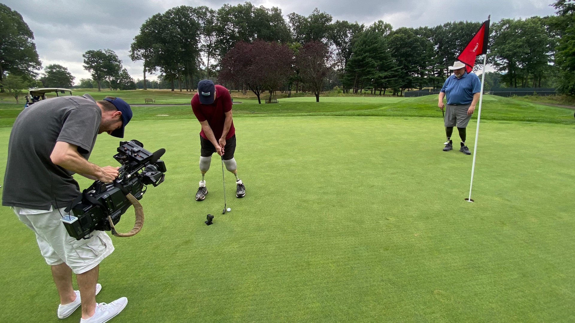 Open game for adaptive golfers returns to Connecticut green | fox61.com