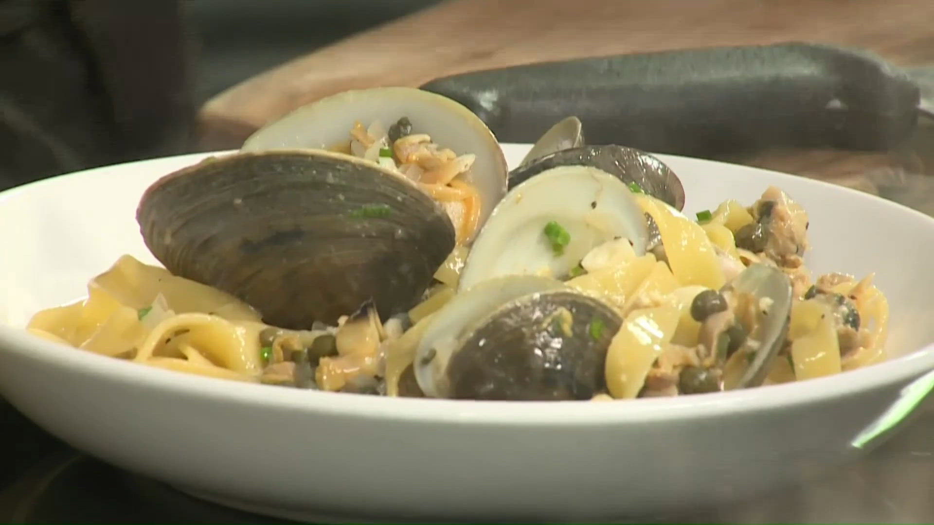 Making the perfect clam sauce from Haring's Noank | FOX61 Kitchen ...