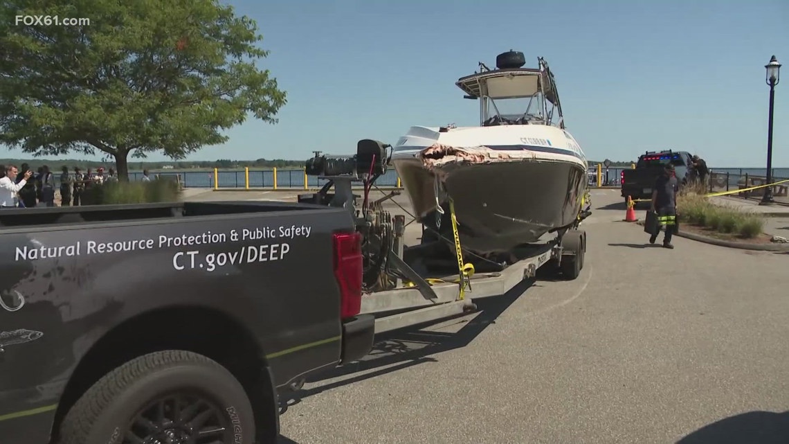 Old Saybrook local reacts to fatal boat crash with 2 boaters missing | fox61.com
