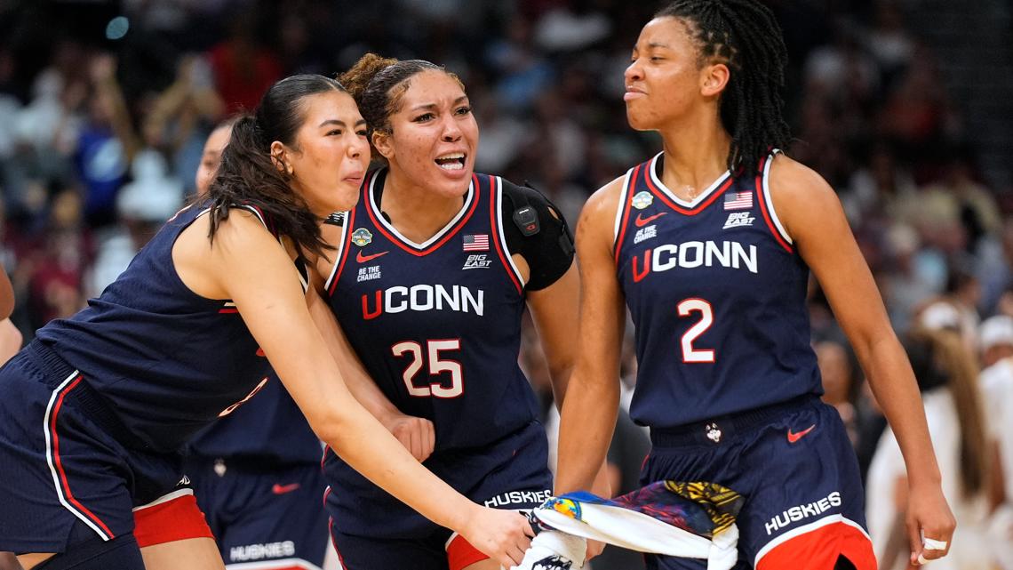Jana El Alfy's parents traveled from Egypt to watch her and UConn win a ...