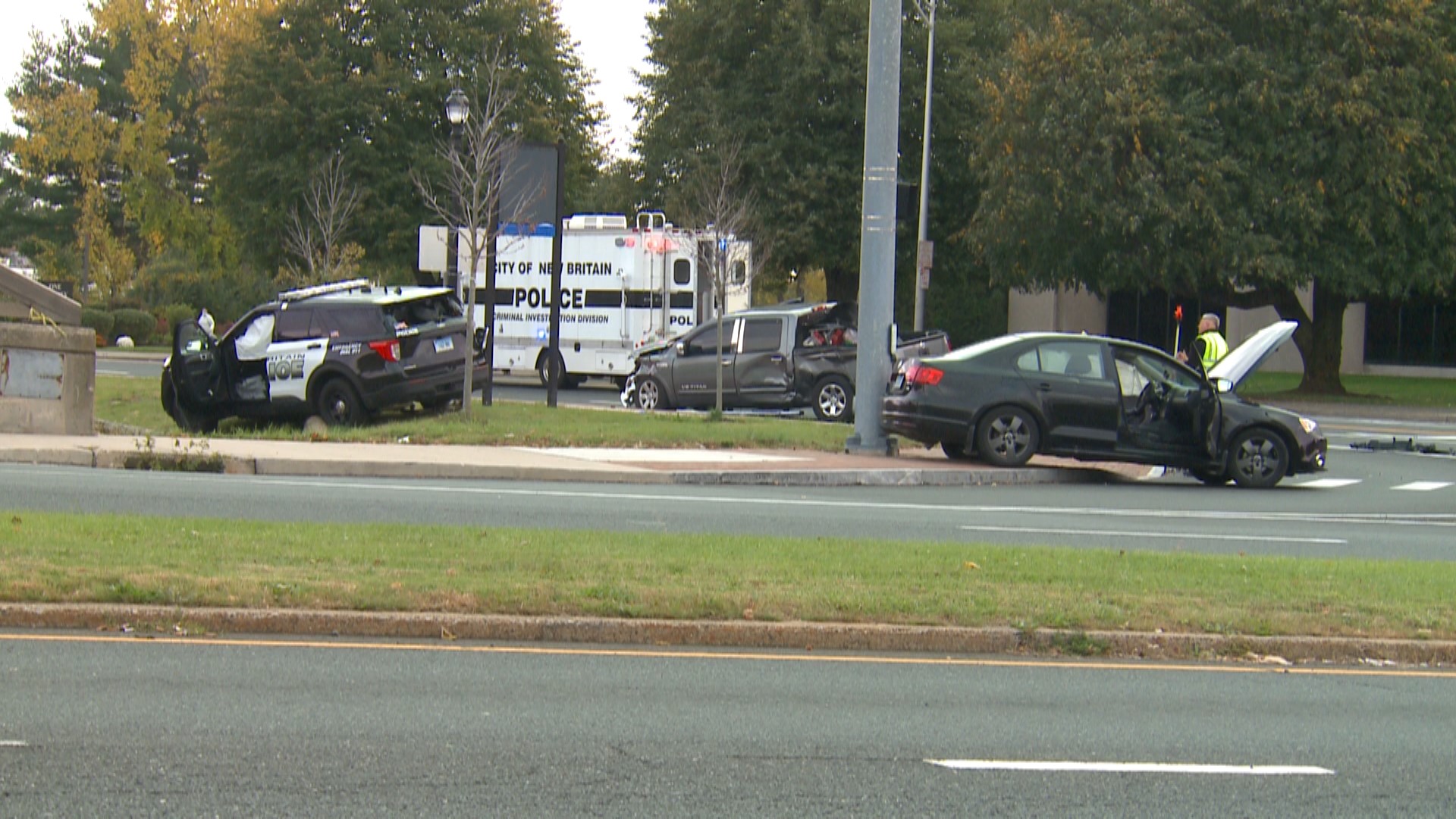 New Britain officer seriously injured in crash | fox61.com