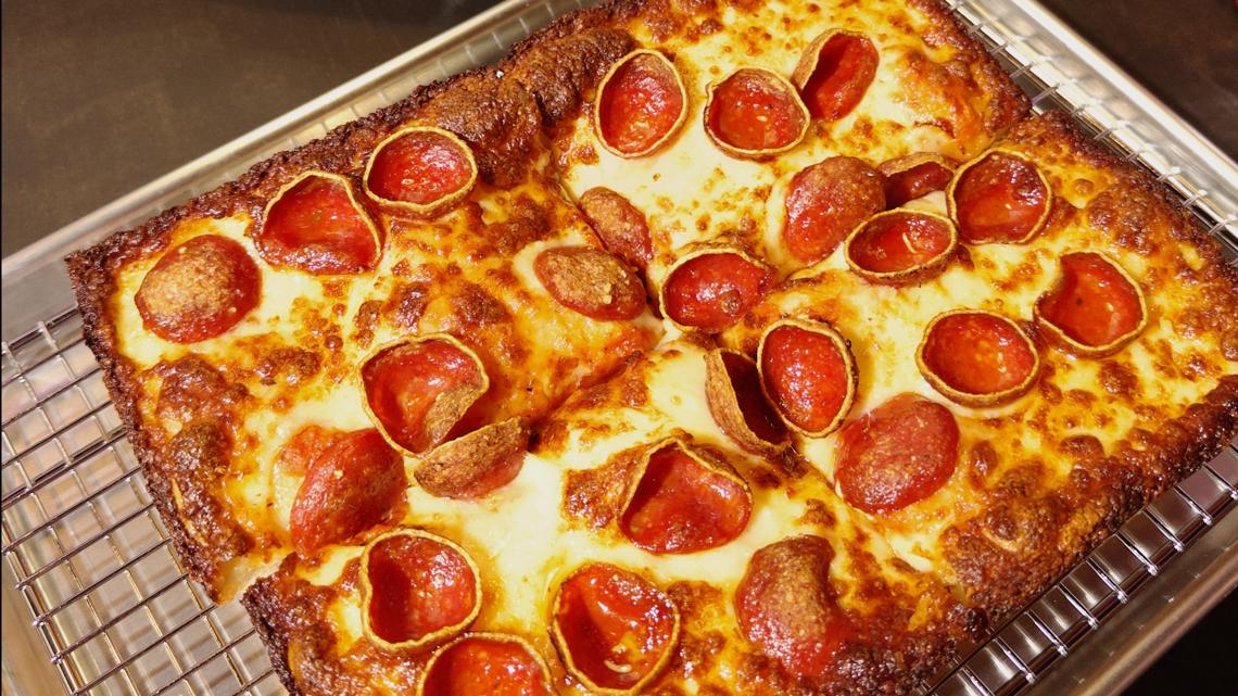 ‘Detroit-ish’ style pizza arrives in New Haven on Thursday | fox61.com