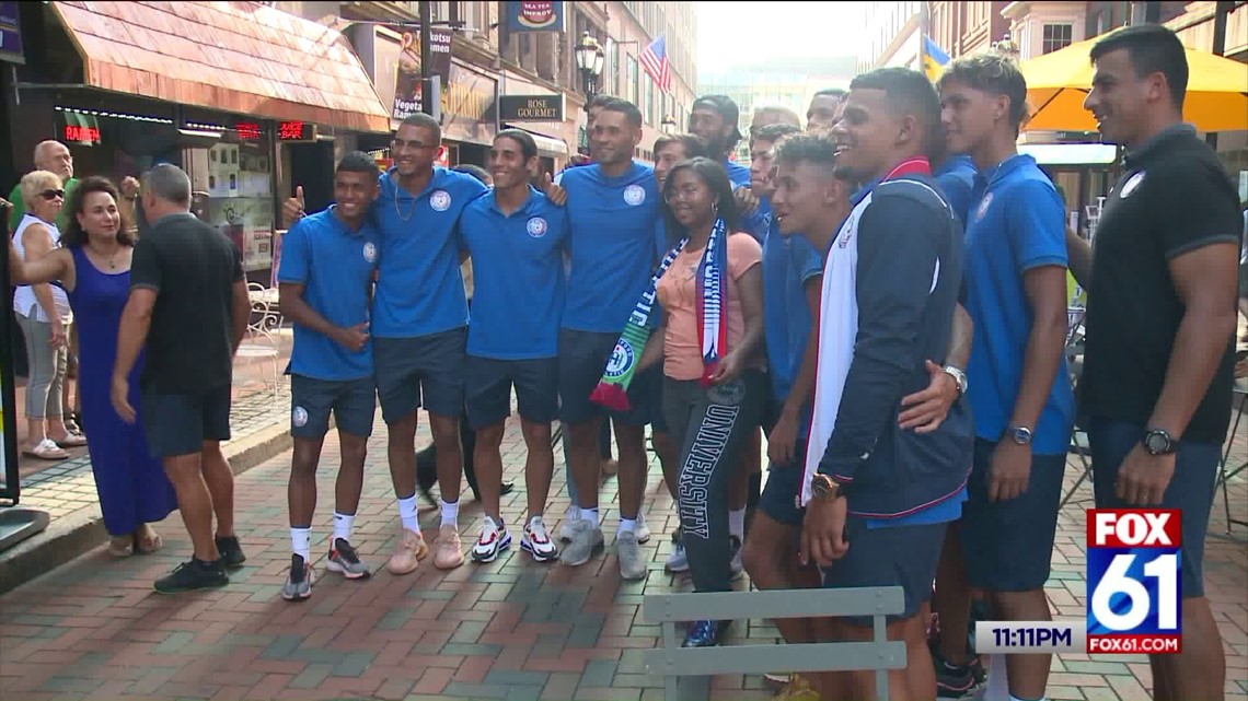 Puerto Rican National Soccer Team makes downtown appearance | fox61.com