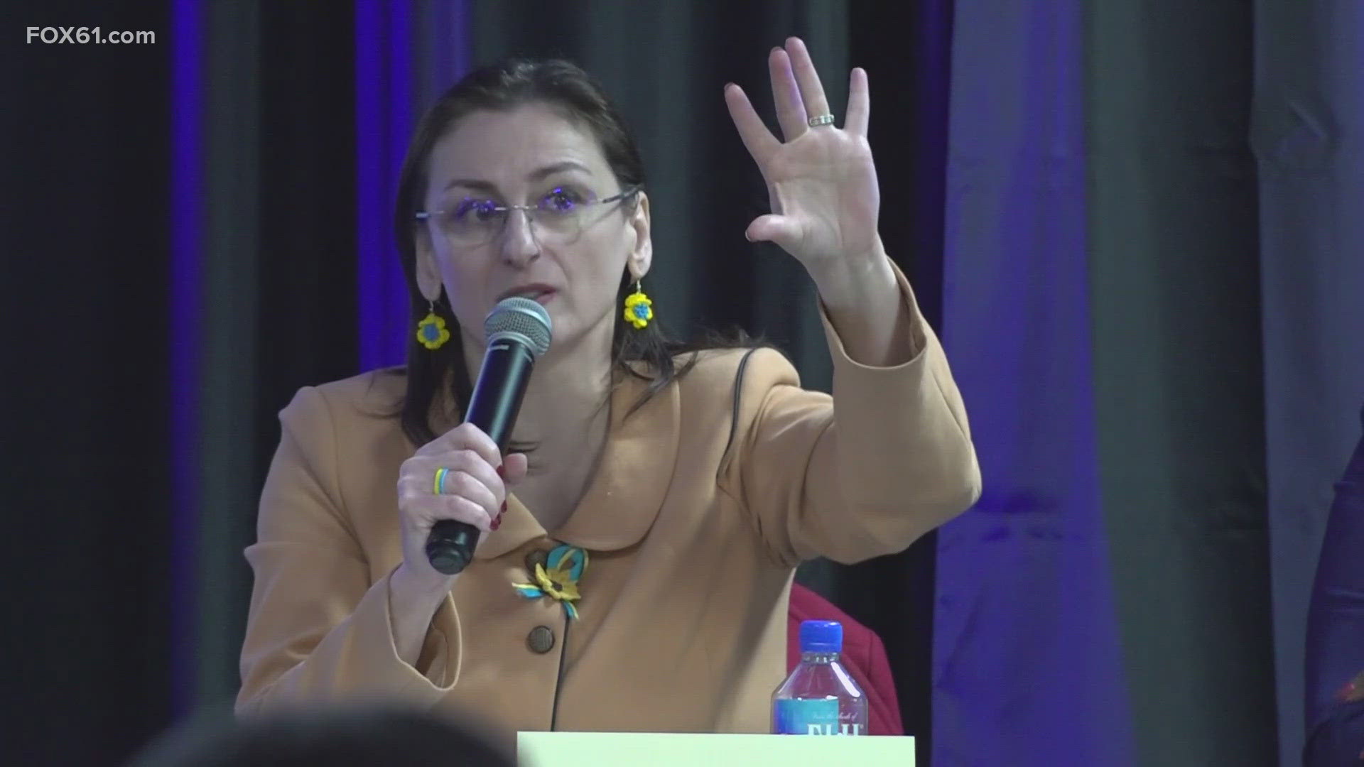 Lawyers and leaders discuss immigration rights with the Hartford ...