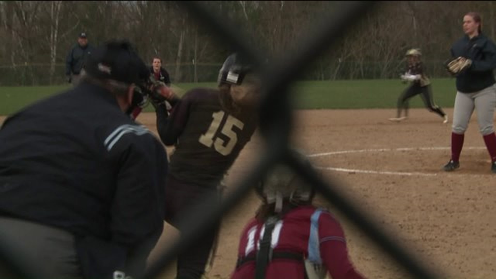 Westminster girls’ softball team remains undefeated | fox61.com