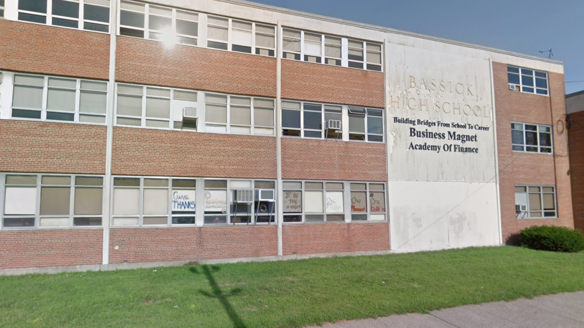 Brawl at CT basketball game prompts 'restorative circle' meeting ...