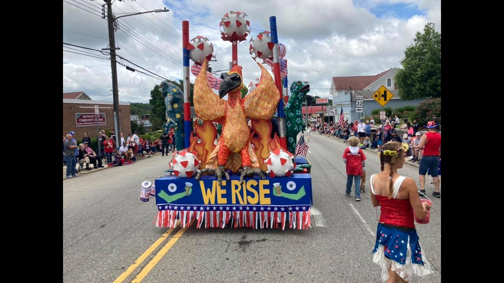 July 4th Boom Box Parade back in Willimantic | fox61.com