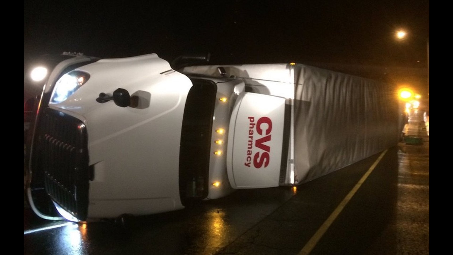 I-84 west reopened in Danbury after tractor-trailer rollover | fox61.com