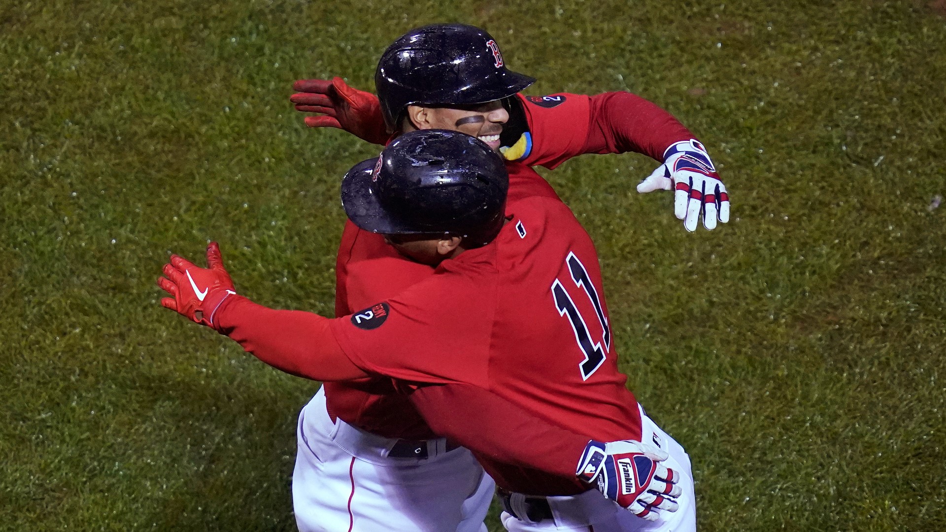 Boston Red Sox hope to re-sign Bogaerts and Devers | fox61.com