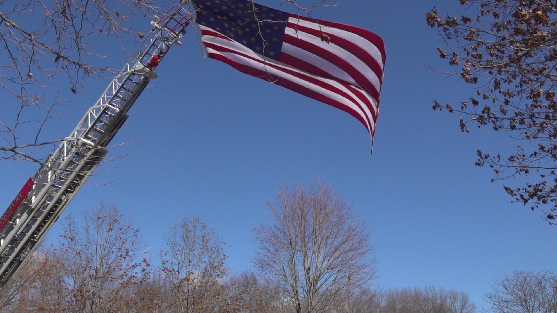 New Glastonbury Heroes Monument dedicated on Veterans Day | fox61.com
