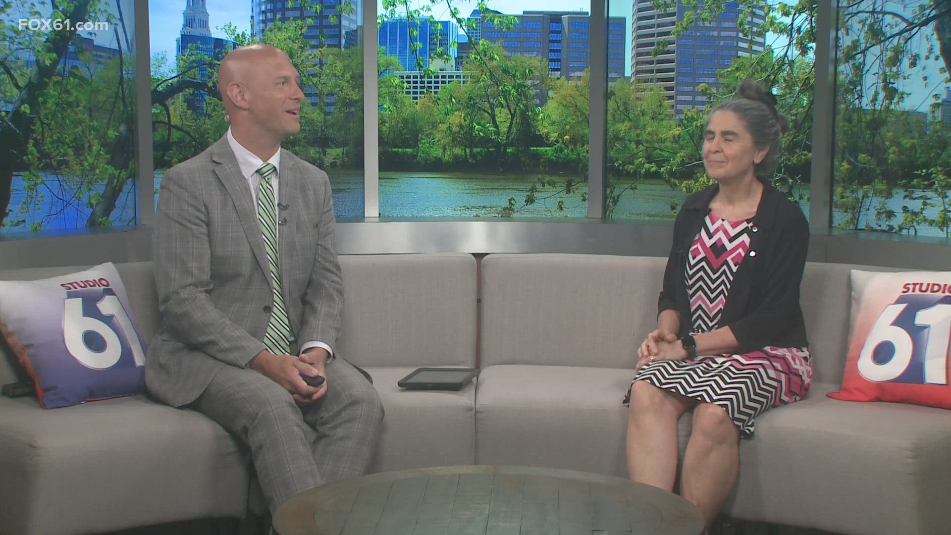 Health expert explains the dangers of teen vaping | fox61.com