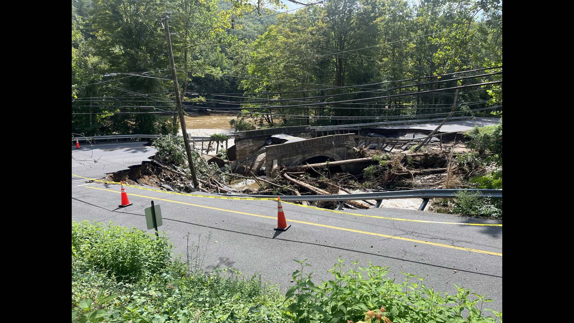 2 killed, state of emergency declared after Connecticut flooding ...