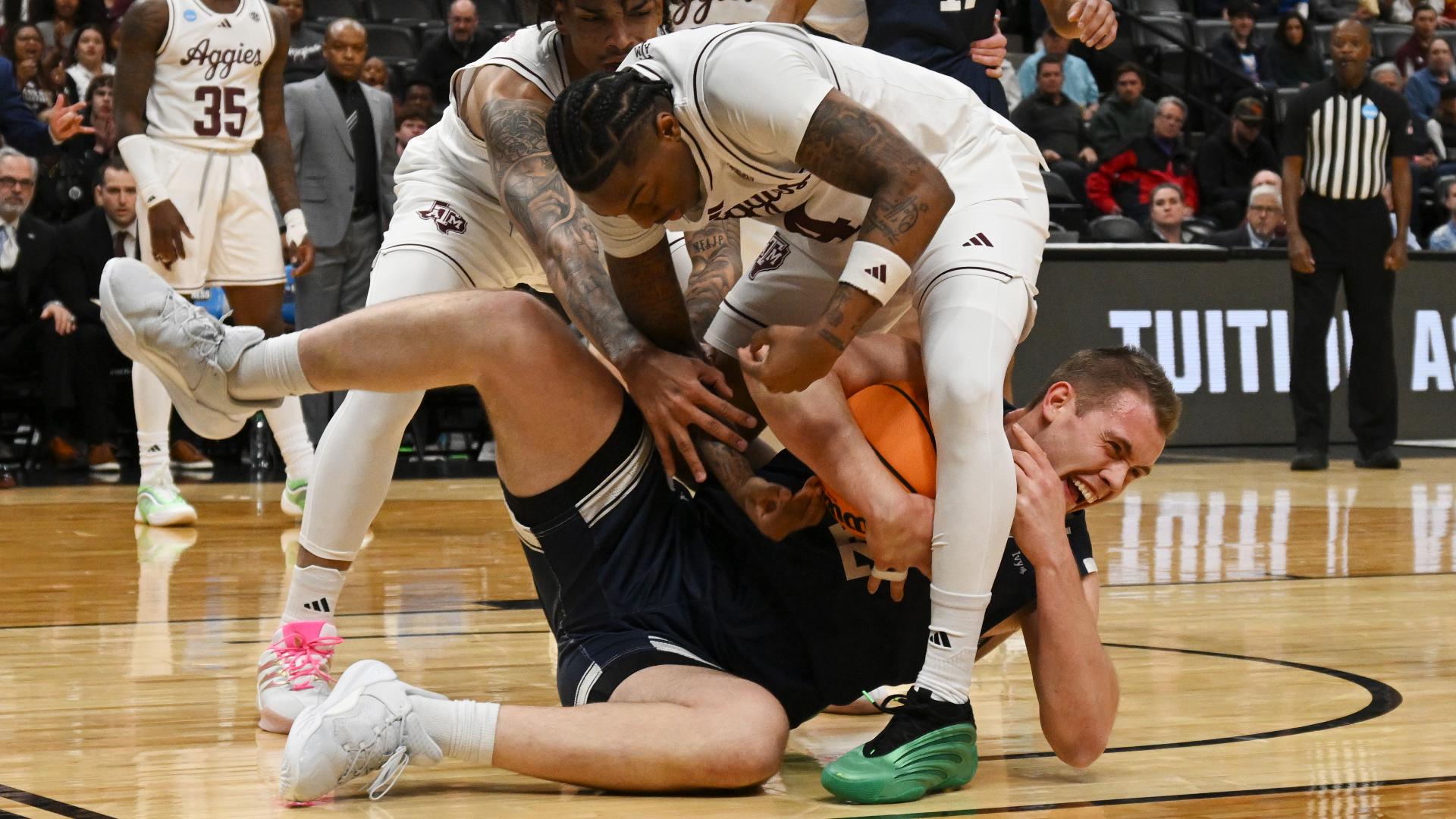 Yale men lose to Texas A&M 80-71, bow out of March Madness | fox61.com