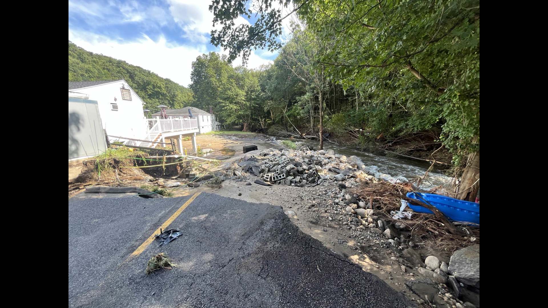 2 killed, state of emergency declared after Connecticut flooding ...