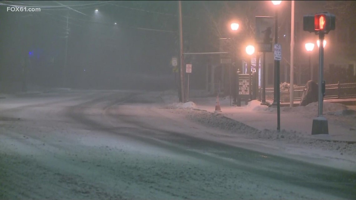 Connecticut sees second snowfall in 1 week during mild winter | fox61.com