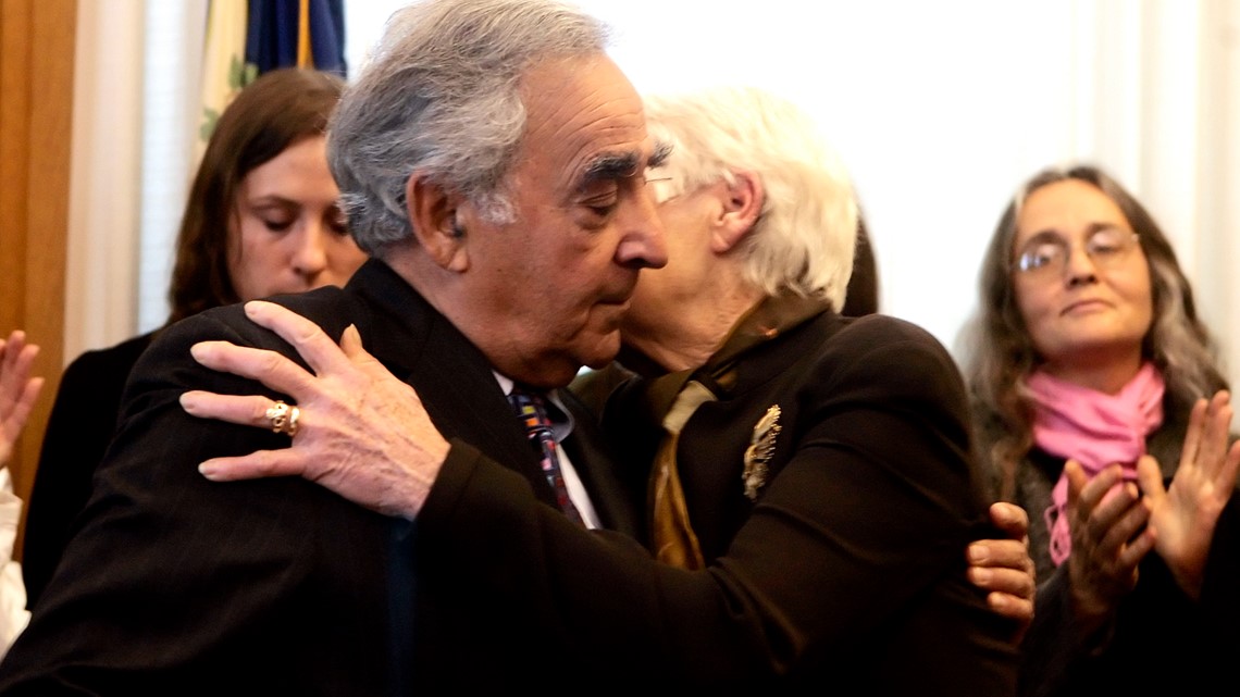 Former GOP Senate leader in Connecticut dies at 89 | fox61.com