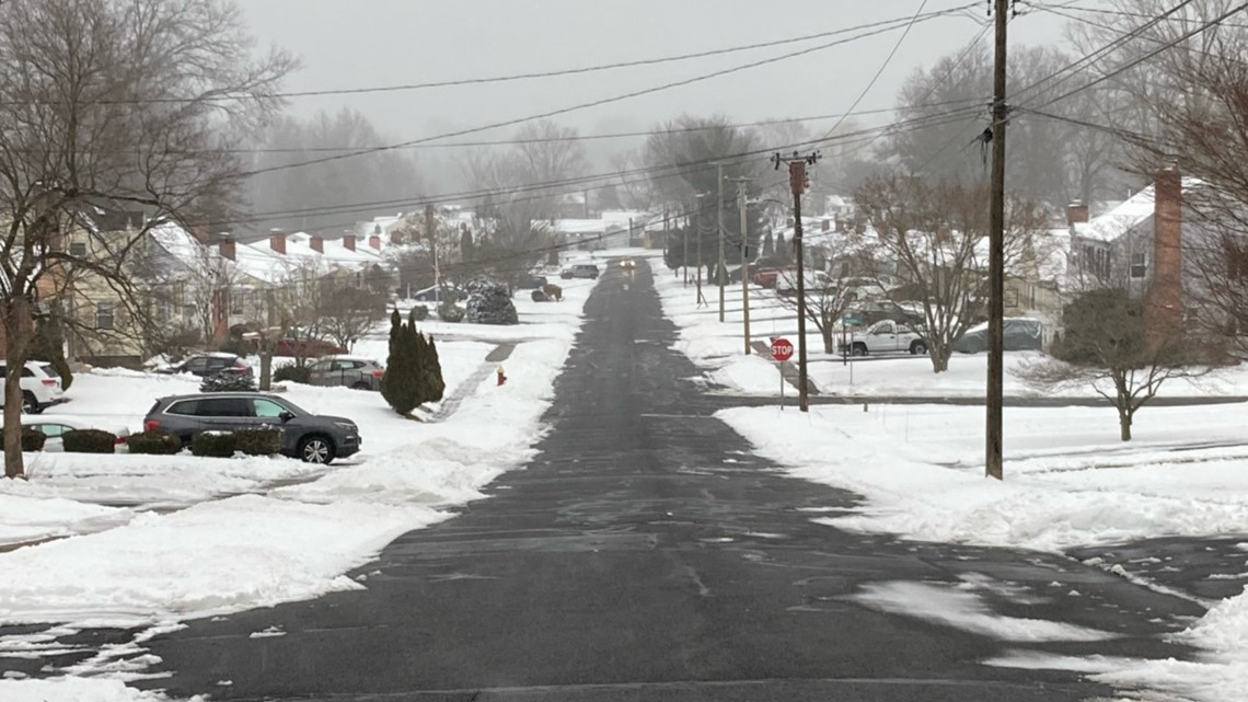 CT residents dig out after winter storm drops snow and sleet | fox61.com