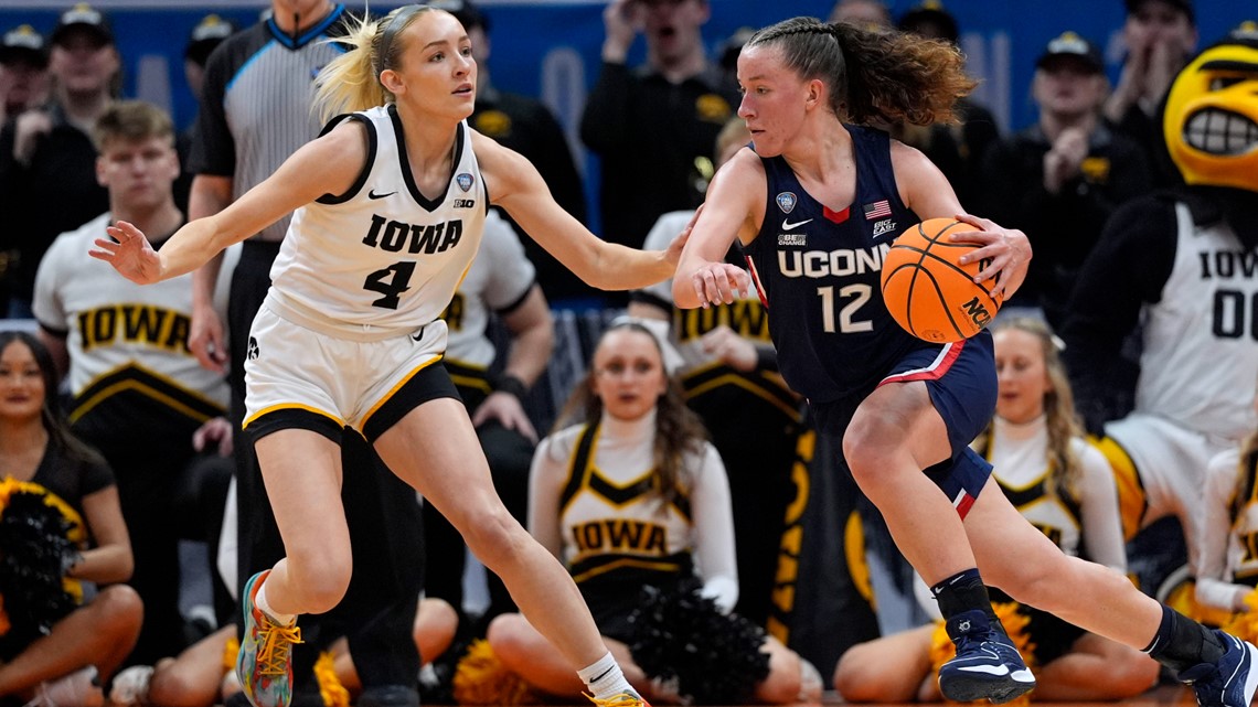 Iowa defeats UConn in the final seconds | fox61.com