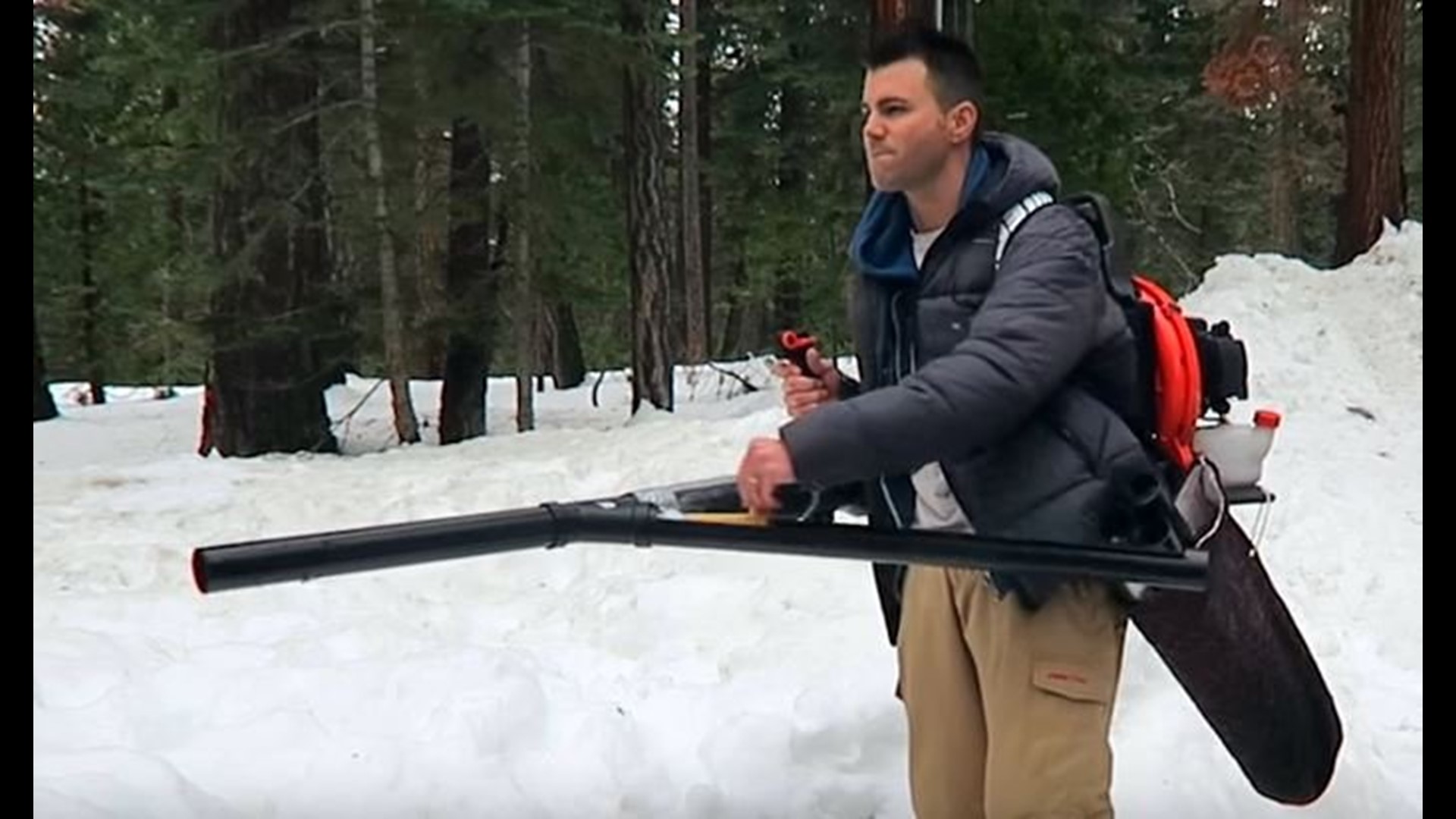Snowball machine gun is as awesome as you think it would be | fox61.com