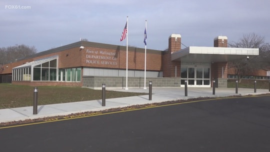 Driver killed in head-on crash in Wallingford: Police | fox61.com