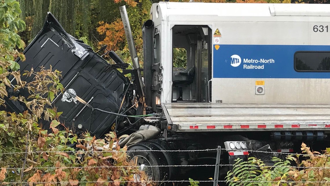 Metro-North train strikes tractor-trailer in Conn. | fox61.com