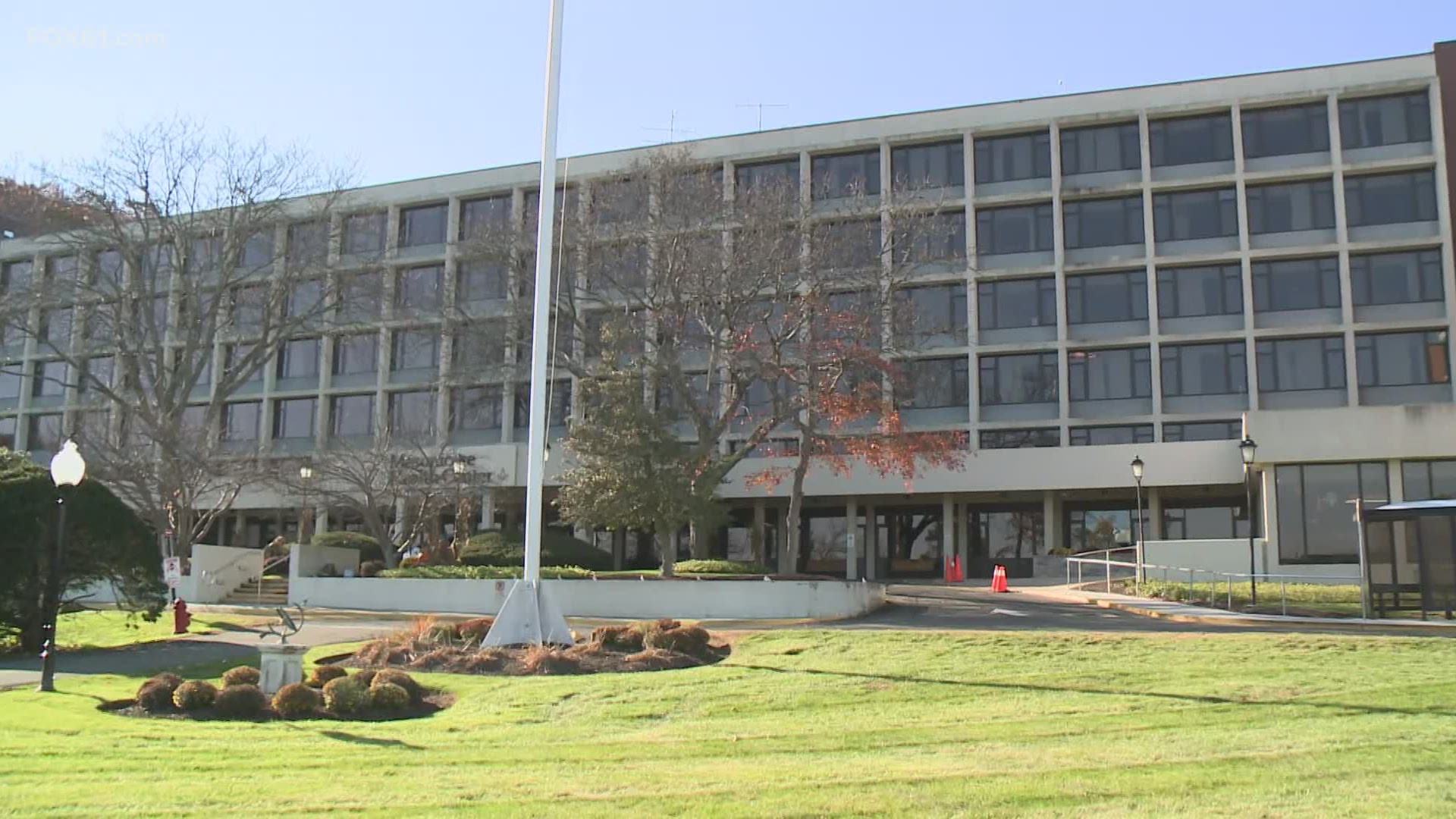 Wallingford nursing home hit hard in COVID resurgence | fox61.com