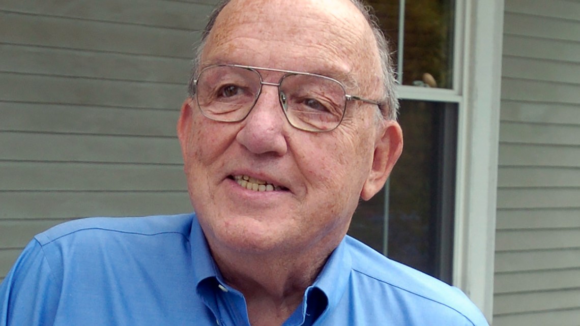 Former MLB Commissioner makes multimillion gift to Yale | fox61.com