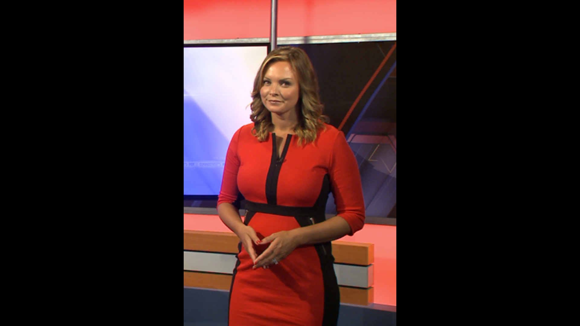 The reason meteorologists & anchors across the country wear the same ...