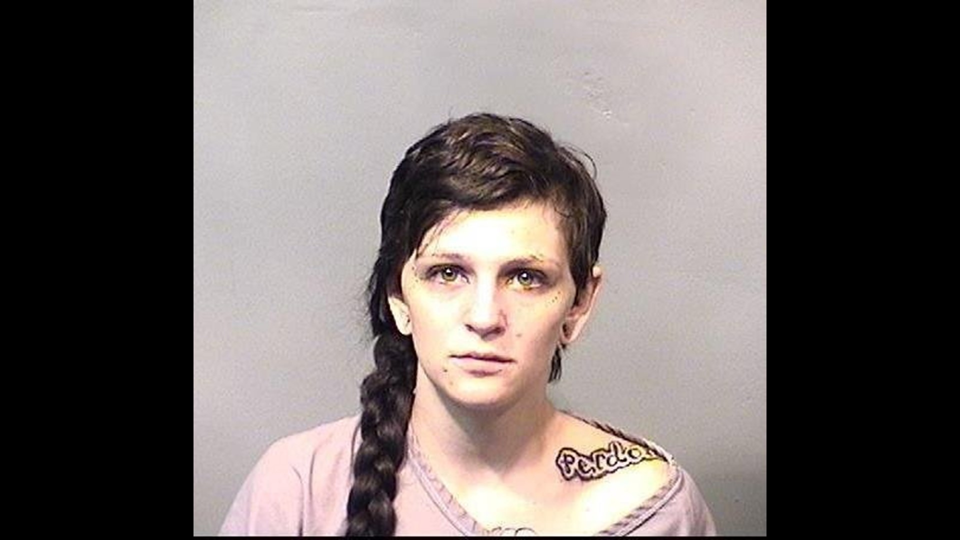 Police arrest woman accused of ‘riding’ sea turtle in viral photos ...