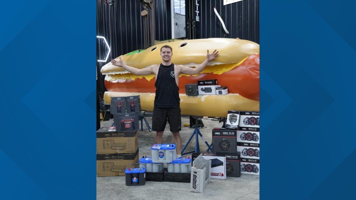 Ohio man's hot dog boat floats in Lake Erie, goes viral | wthr.com