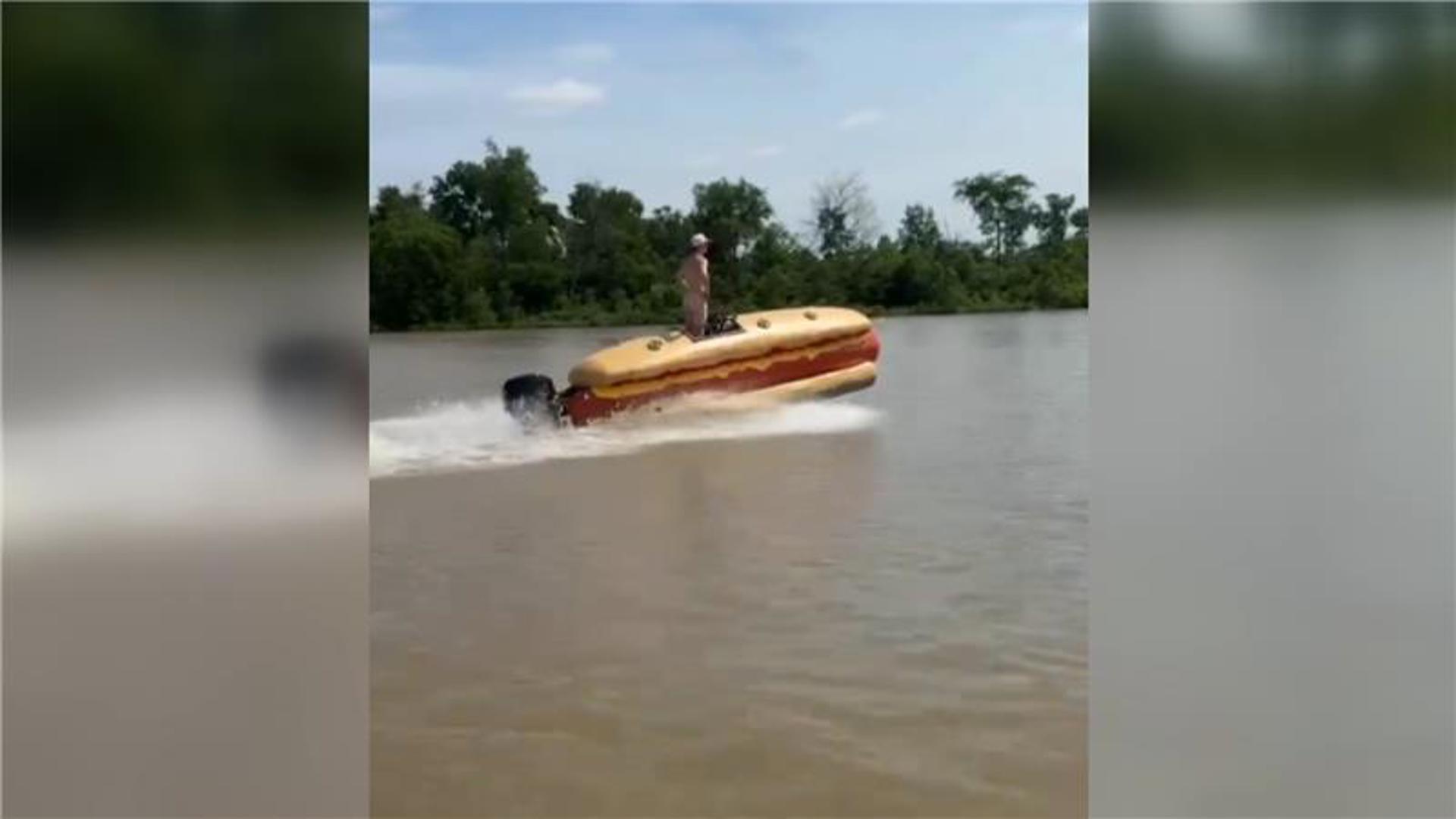 Ohio man's hot dog boat floats in Lake Erie, goes viral | wthr.com