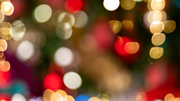'Tis the season: Holiday light displays around central Iowa | weareiowa.com
