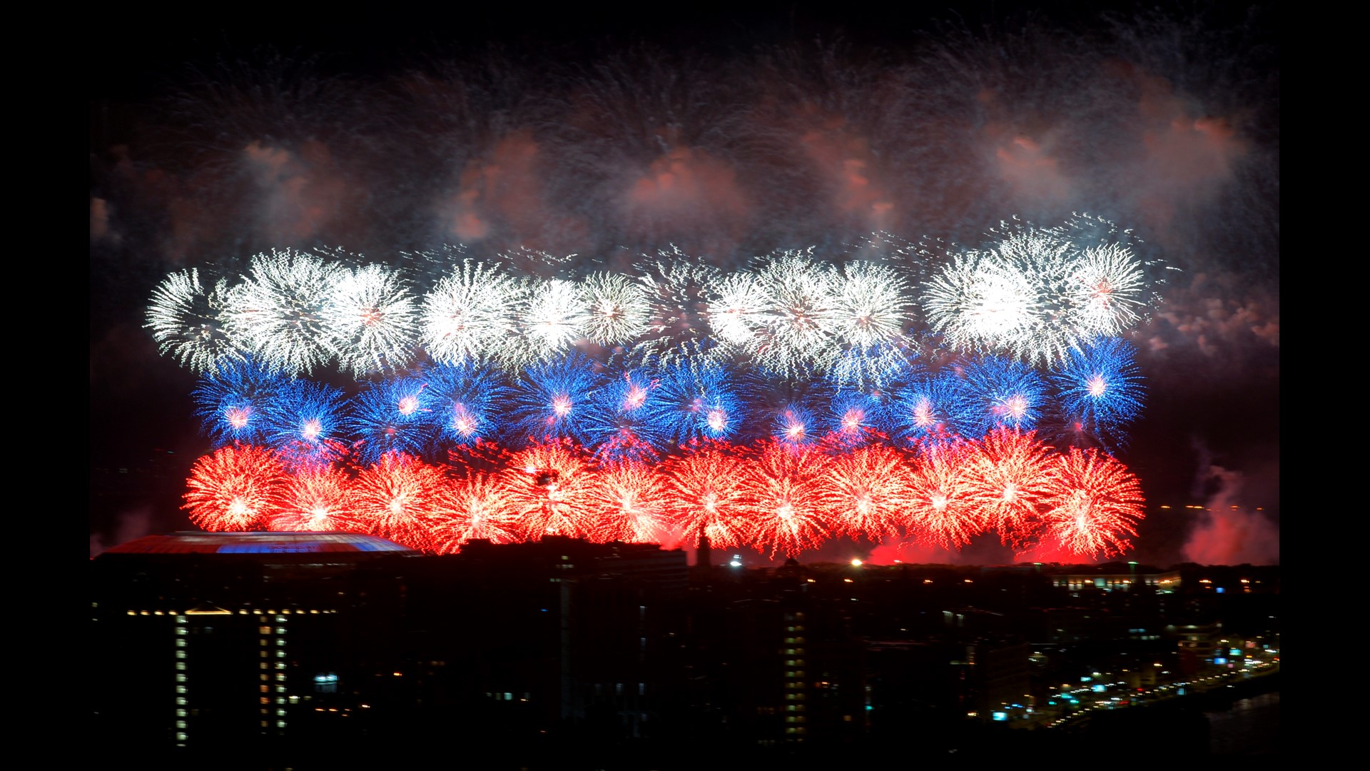 how do fireworks get their color | rocketcitynow.com