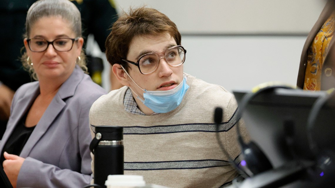 Parkland school shooter trial: Jury begins deliberations | fox43.com