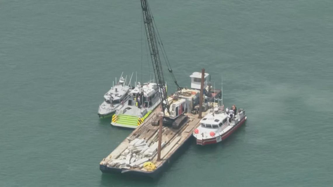 2 kids dead after barge hits sailboat in Miami | wthr.com