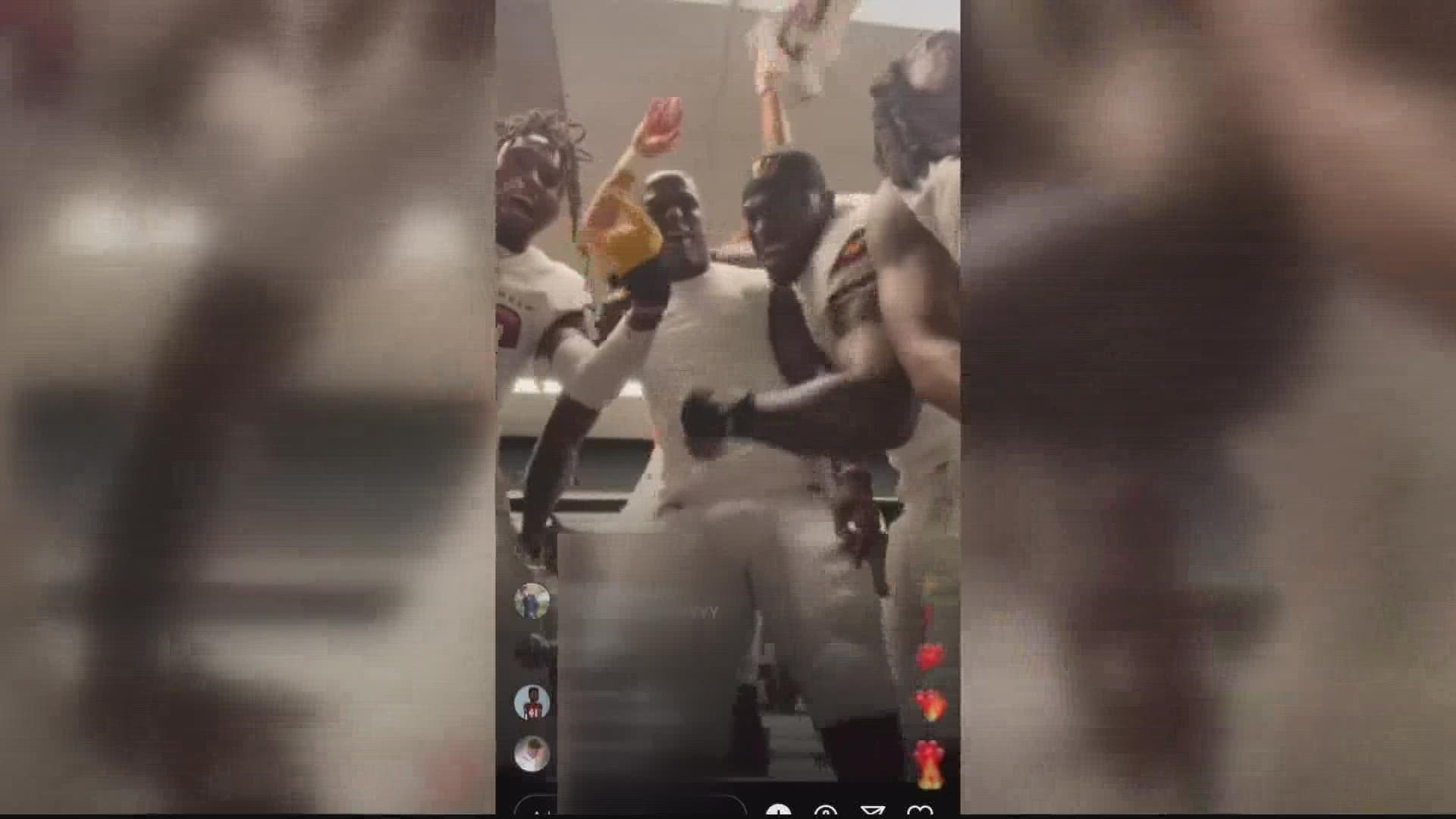 Washington Commanders end Eagles' perfect season 32-21 | fox43.com