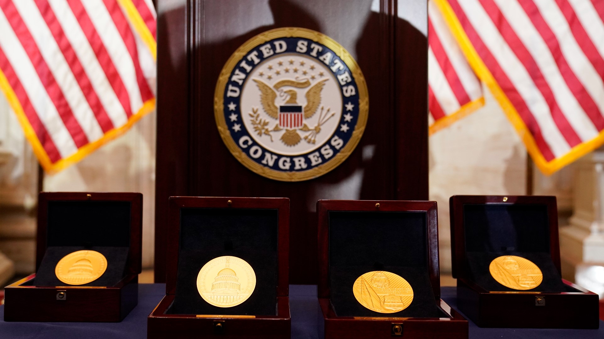 Congressional Gold Medals for Jan. 6 officers | fox43.com