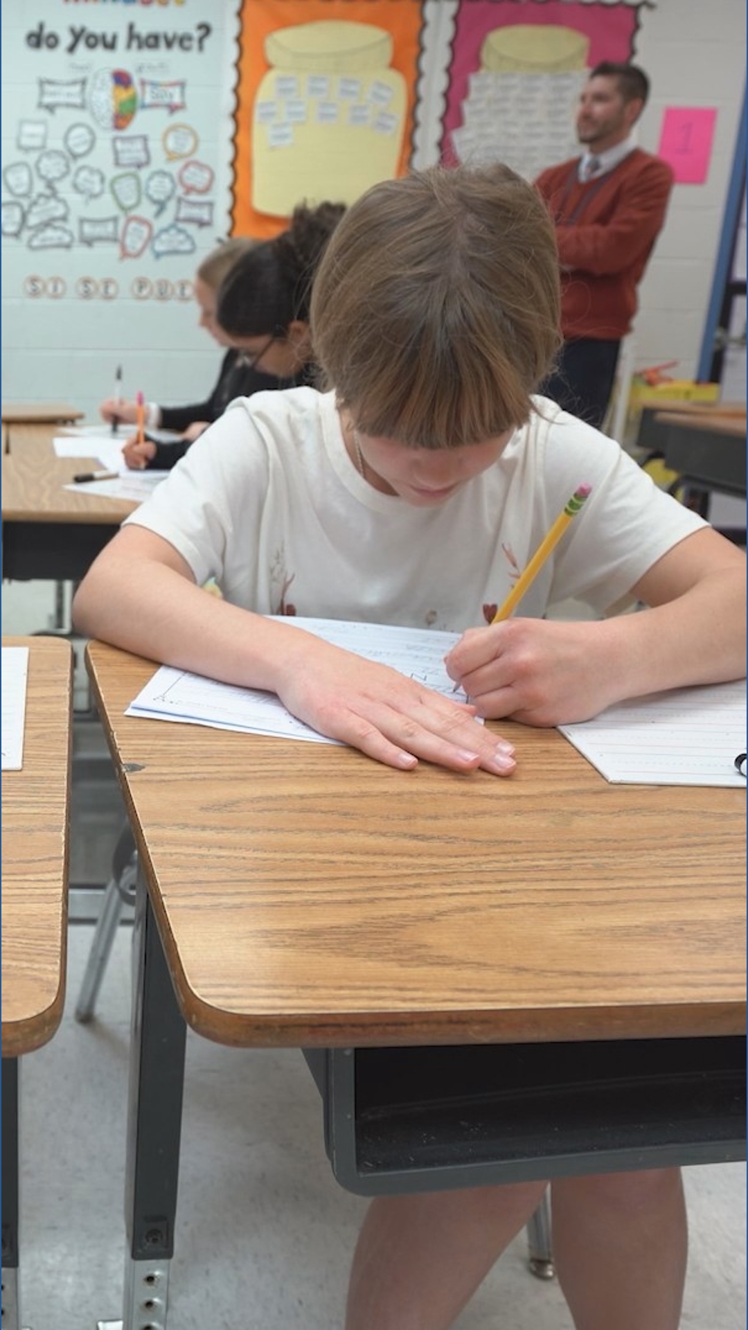 Inside the middle school club bringing cursive, and confidence, back to ...