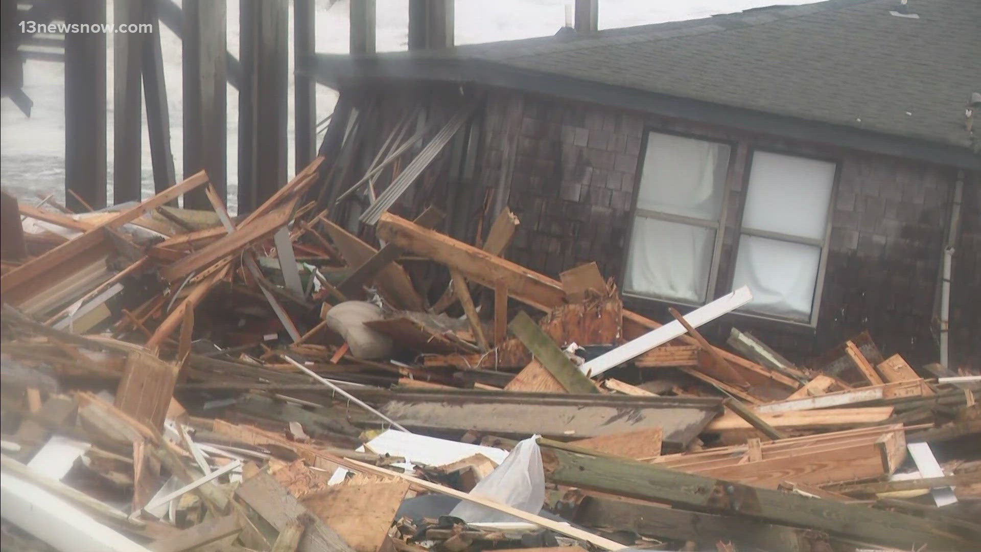 Nine houses collapse on North Carolina's Outer Banks | wnep.com