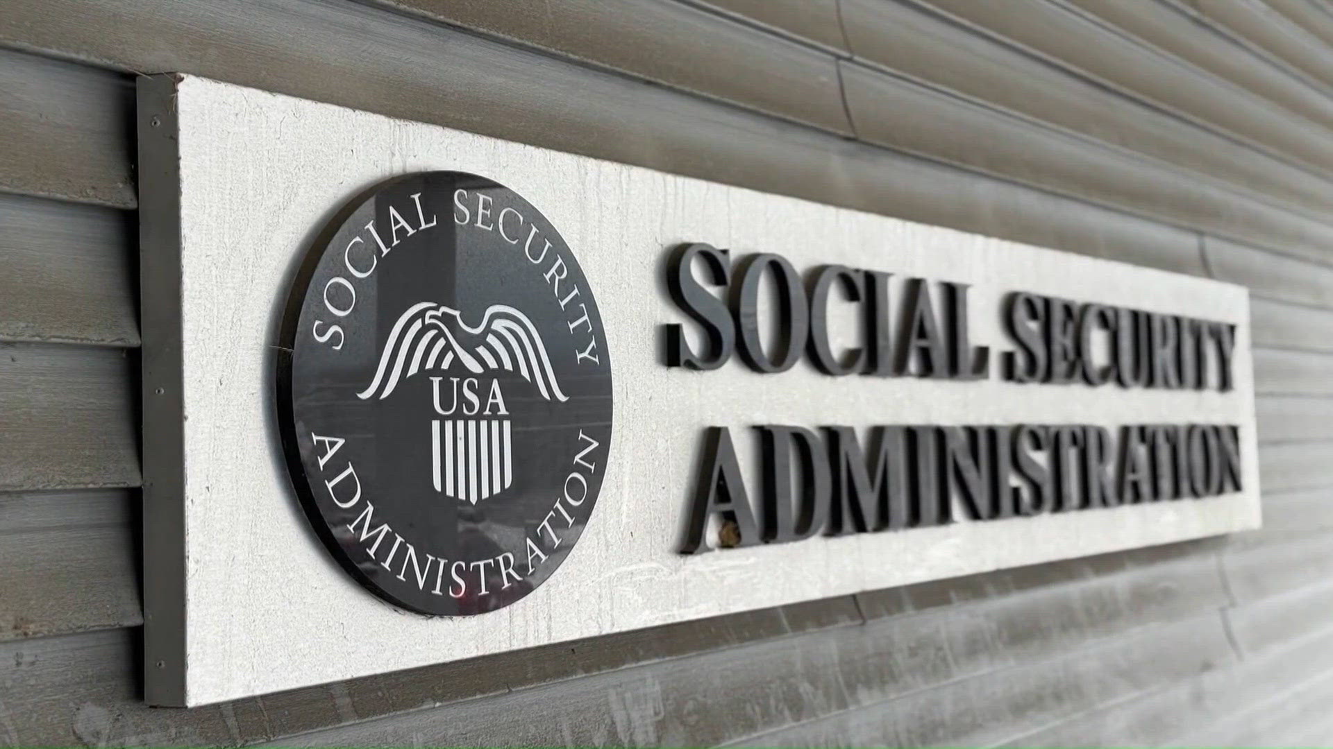 Social Security trustees urge Congress to act before funds may run dry ...