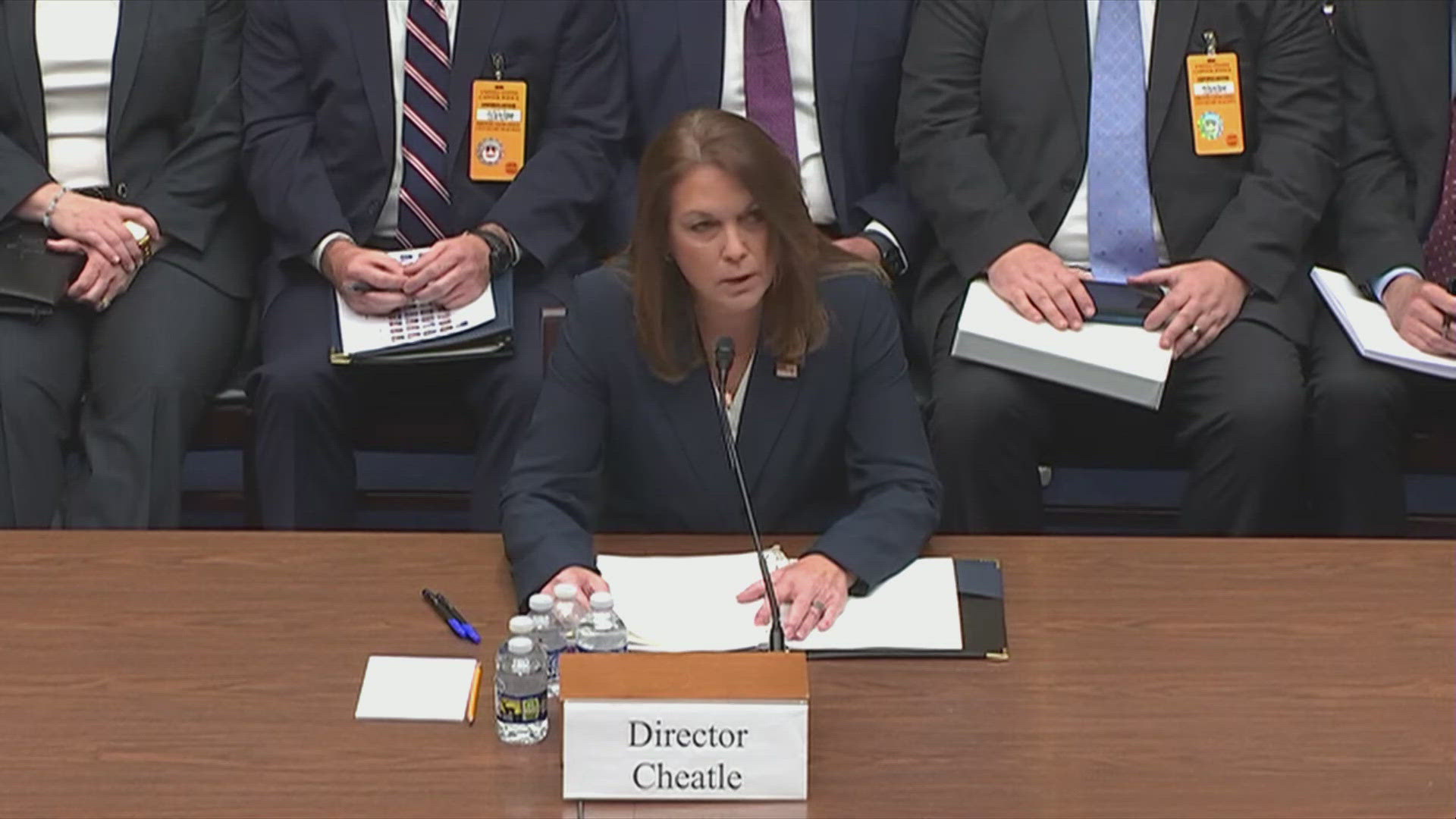Secret Service Director Kimberly Cheatle dodges question on roof where ...